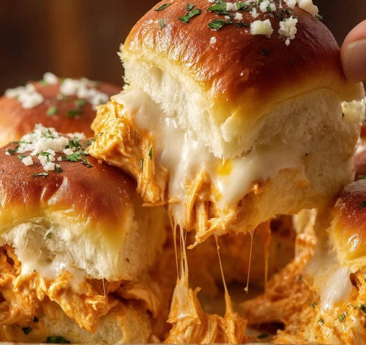 Buffalo Chicken Sliders - Travelers Wizard