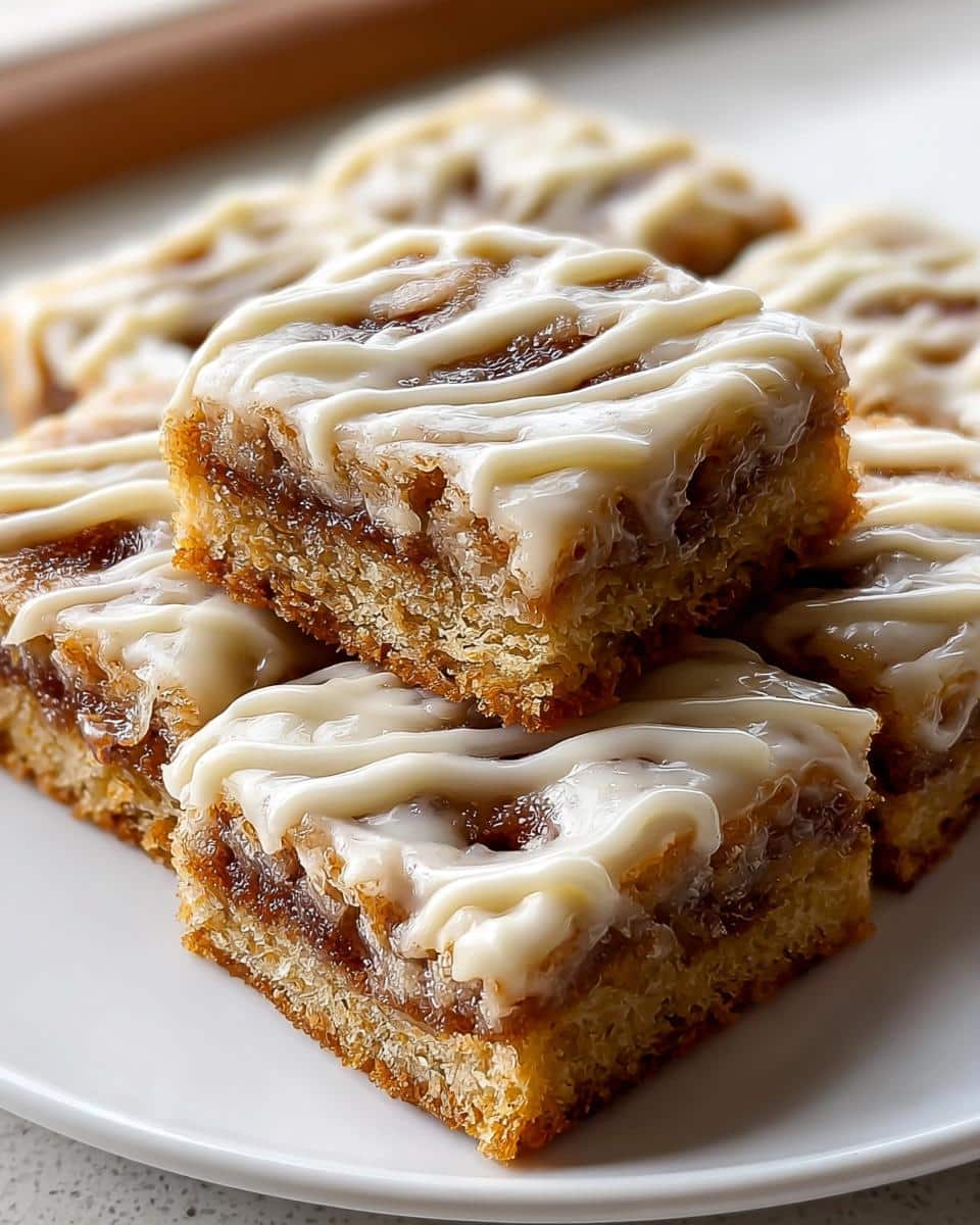 Cinnamon Roll Bliss Bars - Travelers Wizard